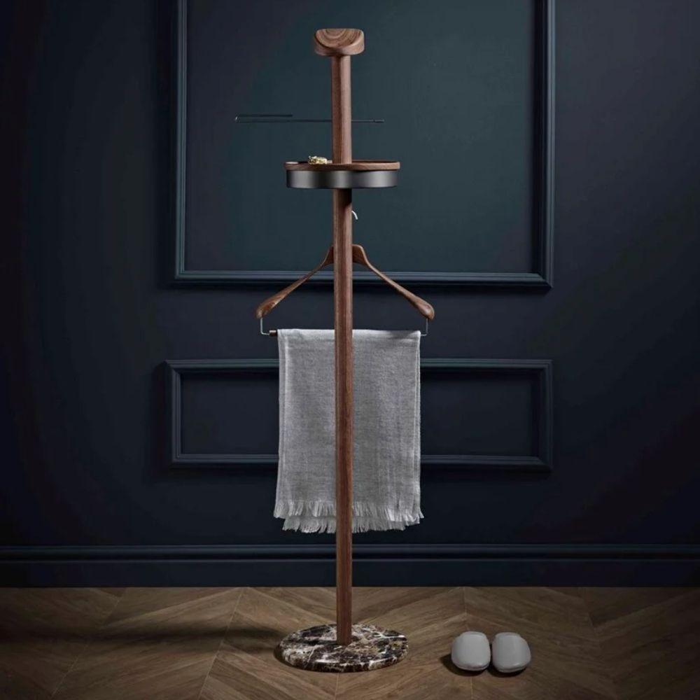 comune-nomon-momentos-galan-m-valet-stand-walnut-emperador.jpg?v ...